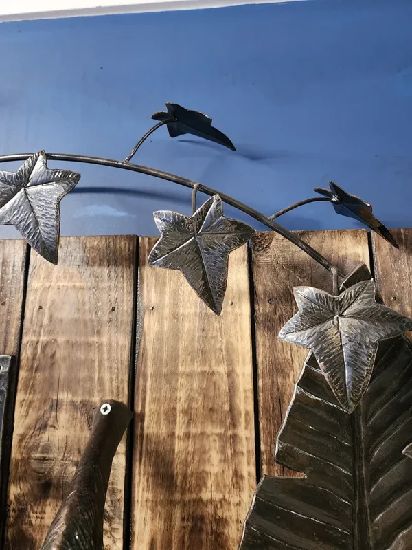 Leafs Ivy - Davebilt Blacksmith