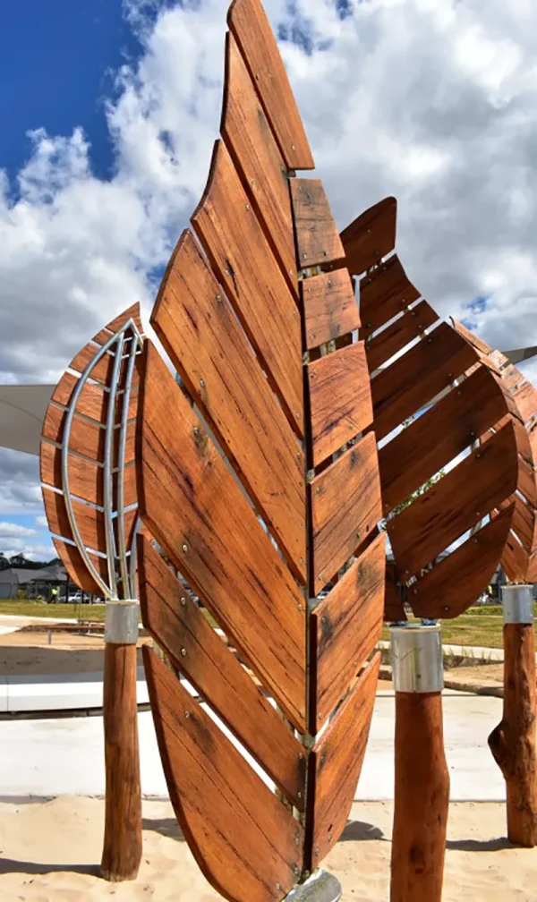 Leaves Sculpture 2 - Davebilt Blacksmith