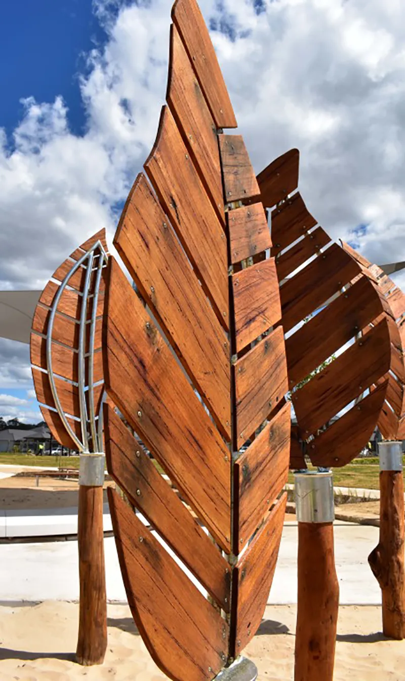 Leaves Sculpture 2 - Davebilt Blacksmith